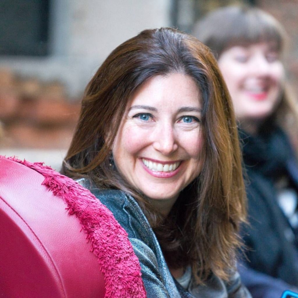 Building a Creative Travel Blogging Business - WELCOME
